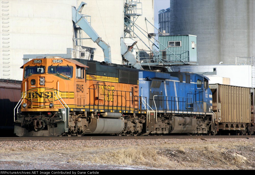 BNSF 8945
